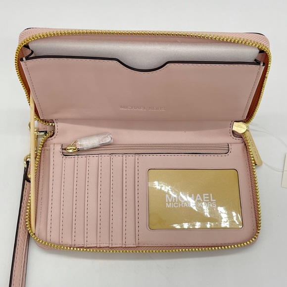 Michael Kors | Bags | Michael Kors Large Flat Mf Phone Case Wallet ...